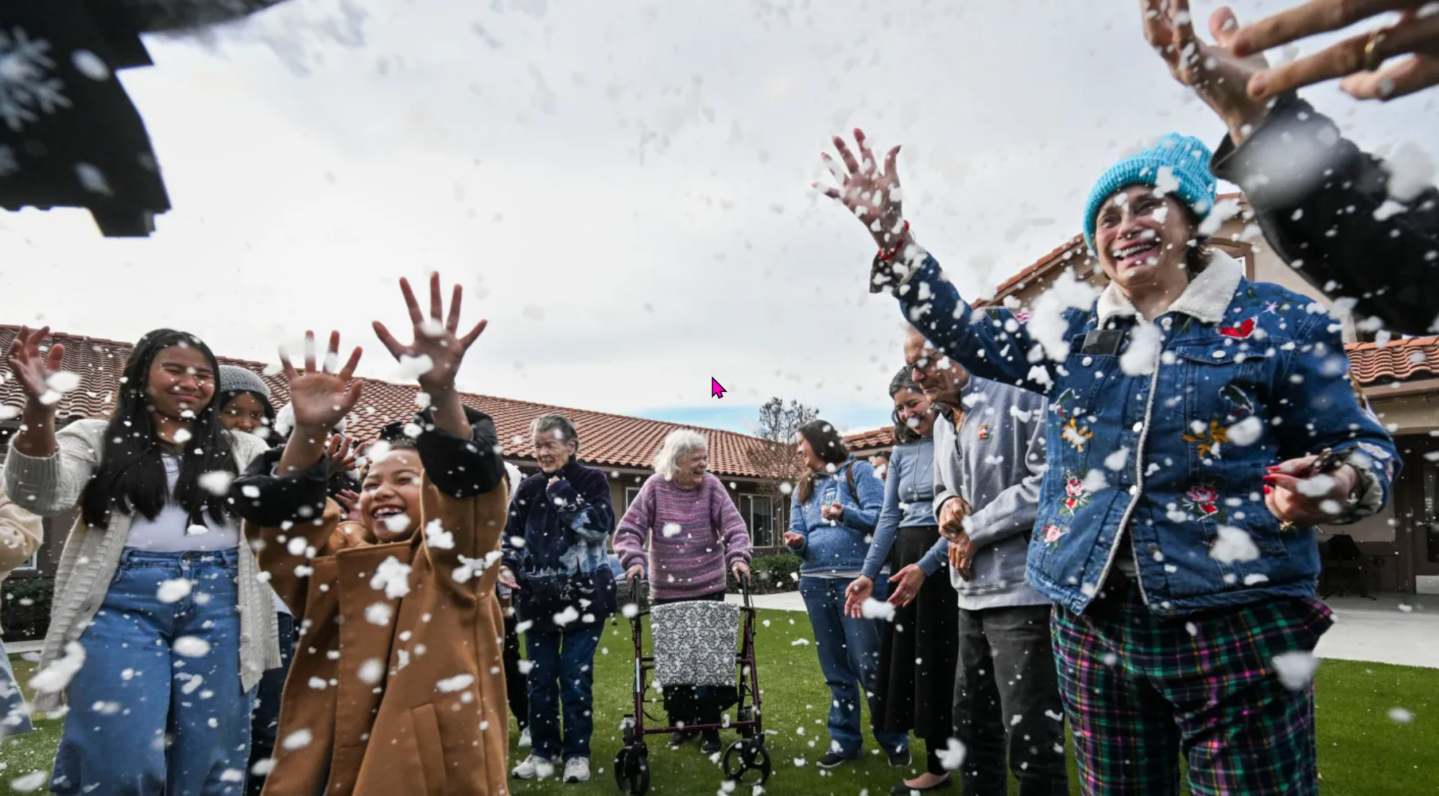 Vineyard Place Residents Host a Special Snow Day for Local School Children