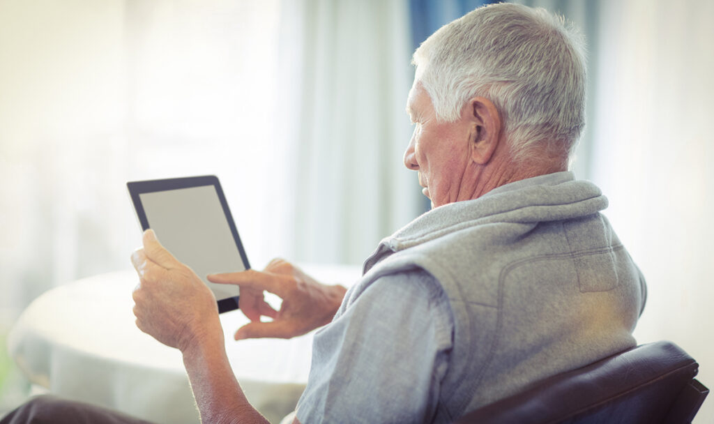 How Does Technology Benefit Individuals with Dementia?